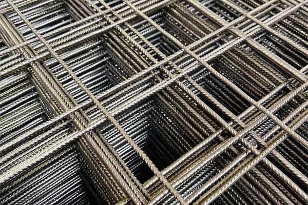 Almet Baku | Wire Mesh